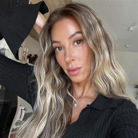 Hot And Sexy Swedish Women And Girls — 15 Hottest Swedish Influencers