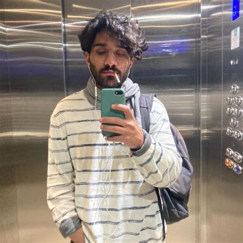 Farhang Photographer Youpic