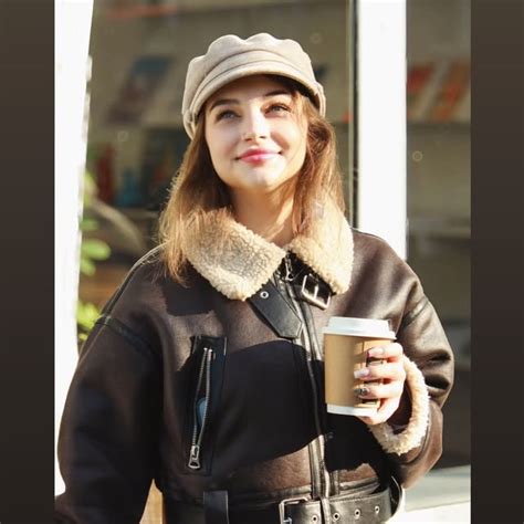 Бл люди это пипец Удалила предыдущий пост потому что столько всех налетело на меня Меня