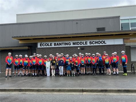 Home École Banting Middle School