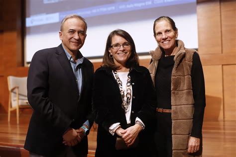 Noticias Facultad De Ciencias Económicas Y Empresariales Y El Centro