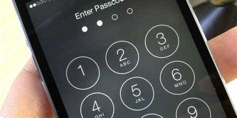 Florida Court Rules That Suspect Must Supply The Passcode To Unlock His