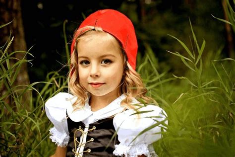 Красная шапочка и волк Пикабу