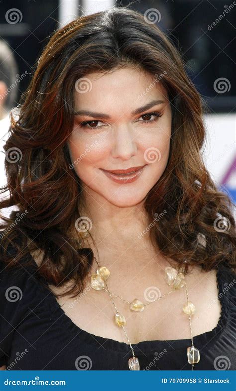 Laura Harring Photo Stock éditorial Image Du Drew Première 79709958