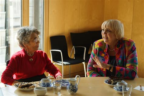 Zilli Reichmann Zu Besuch Bei Claudia Roth Stiftung Denkmal Für Die Ermordeten Juden Europas