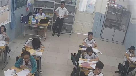 The Teacher Dangling Shoeplay When Sitting At The Back Of The Classroom 4