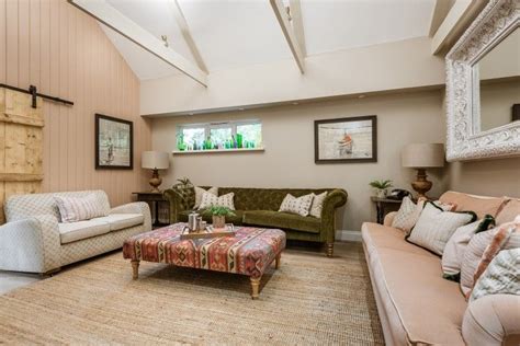 The Coding Hut Beaulieu Hampshire Self Catering Holiday Lodges