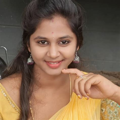 Pooja Pooja Official Threads Say More