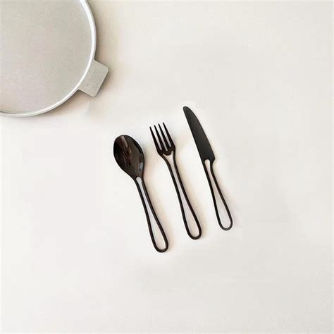 svelte void cutlery blend art and dining elegance luxus heim