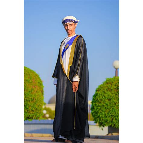 تصوير خريجين On Behance