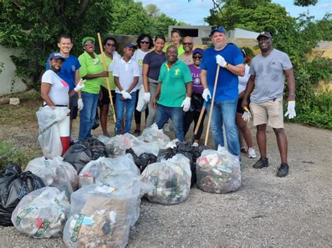 World Clean Up Day A Resultá Eksitoso Na Kòrsou Tambe Vigilante