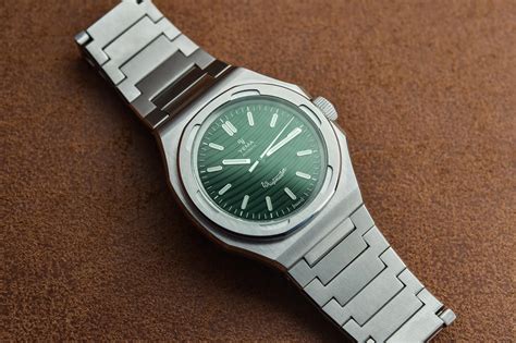 Yema Wristmaster Traveller Watch Debuts With The First, 52% OFF