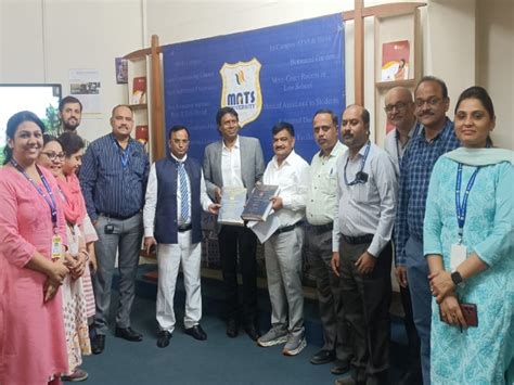 Engineer Manoj Kumar Verma Posted In Raipur Electricity Company Got Degree Of Phd इंजीनियर