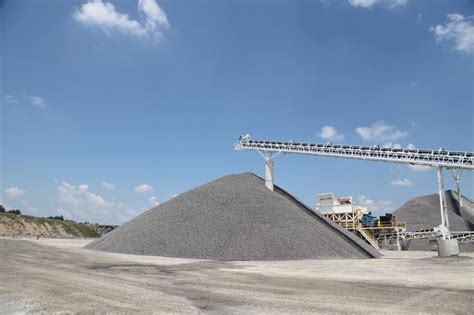 Aggregate Product Substitution