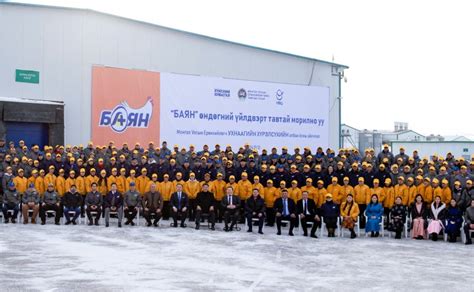 Монгол Улсын Ерөнхийлөгч У Хүрэлсүх “Баян” өндөгний үйлдвэрт зочиллоо