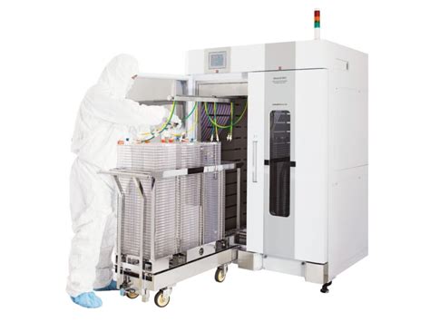 Maxcell Mlf Large Capacity Co2 Incubator For Multi Layer Flasks 1