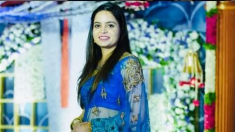 meet garima singh who quit social media stopped meeting friends to crack upsc left ips to