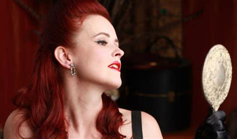 Vivid Radio Host Host Annie Cruz Interviews Veronika Rose For Hip