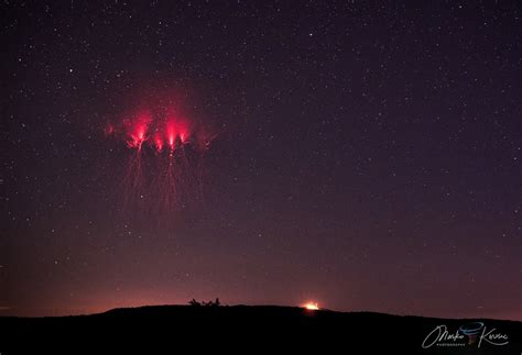 Red Sprites Gigantic Jets Elves Captivating Upper Atmosphere Lightning