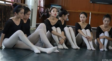 次元图社 更丰富的coser摄影写真图集 次元图社