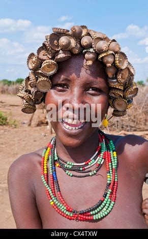 Dassnech Tribe In Omorate Ethiopia Africa Lower Omo Valley Wife With