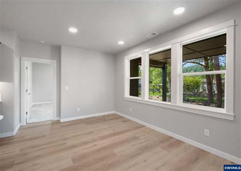 811 Calapooia Ave Brownsville Or 97327 Redfin