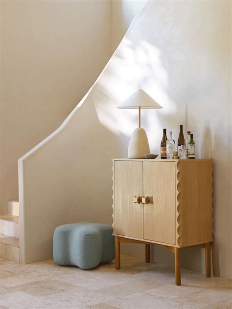 Eny Lee Parkers Lulu Georgia Collaboration Was Made For Hosting