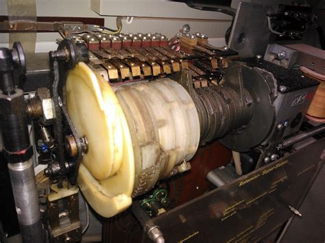 Peliautomaatti Rotamint Super Sieben Projektit
