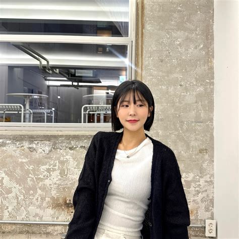 홍대미용실 카이정헤어 정연 실장ㅣ단발 중단발 숏 카이정헤어 정연 태슬컷 태슬펌 고객님후기 여름동안 무진장 가벼웠던 허쉬컷에서 깔끔 가득한 태슬펌 하나로 가을 겨울