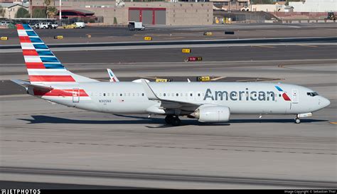 N305NX | Boeing 737-823 | American Airlines | Sebastian Thiel | JetPhotos
