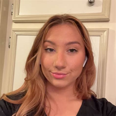 𝐵𝐴𝑌𝐿𝐼𝐸 𝑇𝐻𝐴𝑌𝐸𝑅 Bayliethayer • Threads Say More