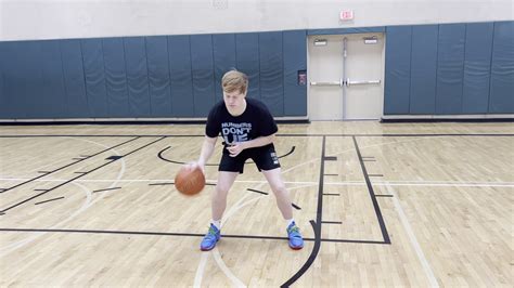 210 Crossovers Object Detection Dataset By Basketball Dribbling Sample Dataset