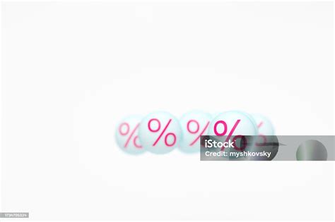 흰색 배경에 백분율이 있는 구체 그룹의 클로즈업 3d 렌더링 그림 0명에 대한 스톡 사진 및 기타 이미지 0명 3차원 형태 가격 Istock