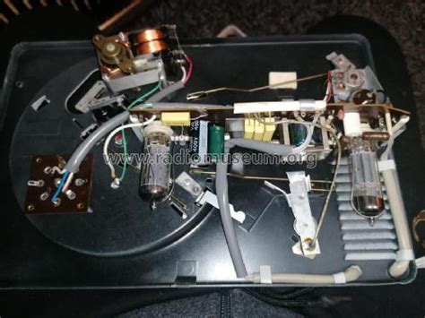 Ng2432 00 R Player Philips France Paris Build