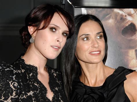 Demi Moore S Daughter Rumer Willis Looks So Much Like Her Superstar