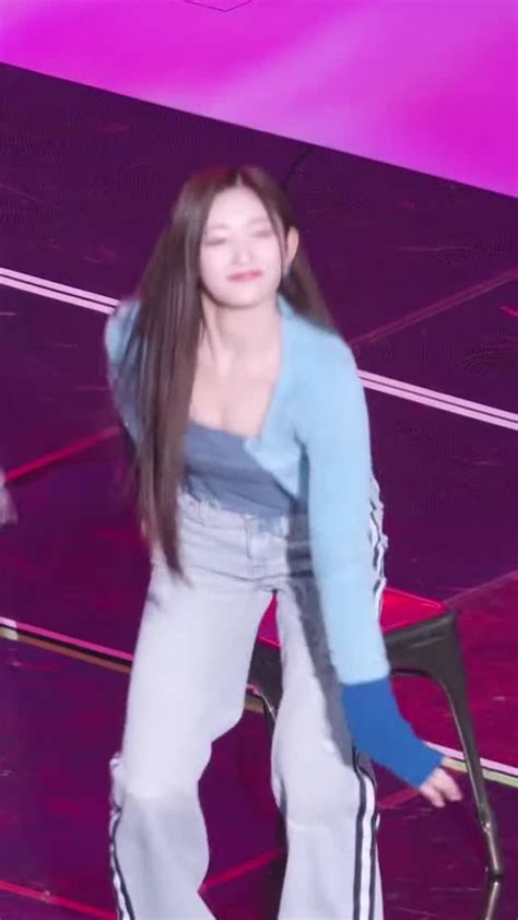 아이브 이서 의외의 가슴골 걸그룹 연예인 짤티비 Jjtv Kr