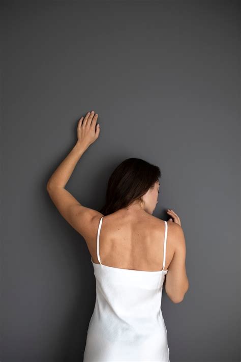 Девушки Нижнем Белье Без Лица Изображения скачать бесплатно на Freepik