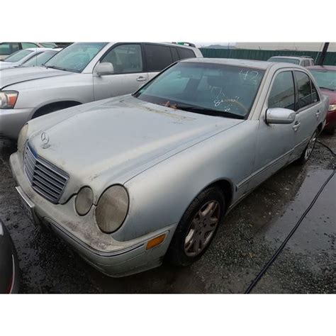 Mercedes E Class 2000 T Donation