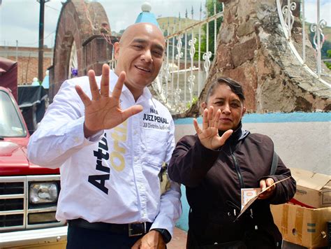 Lic Arturo Ortiz