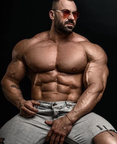 Handsome Built Bodybuilder Mikhail Maslov Wha Tumbex