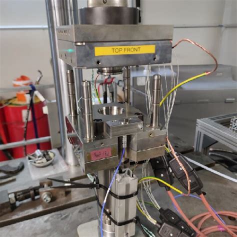 Cavity Of The Pvt Dilatometer Including A Sample And The Capacitive