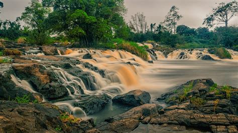 Camerún — Legalizaciones Y Visados