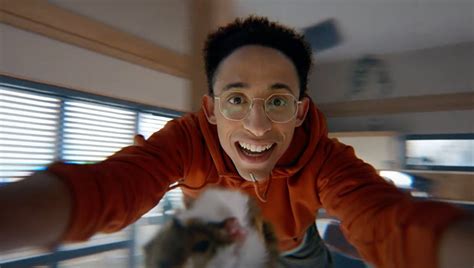 Apple Launches Redesigned Macbook Air With A Gravity Defying Campaign Film Branding In Asia