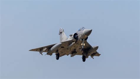 Военный аналитик усомнился в наличии лётчиков для Mirage 2000 на Украине — РТ на русском