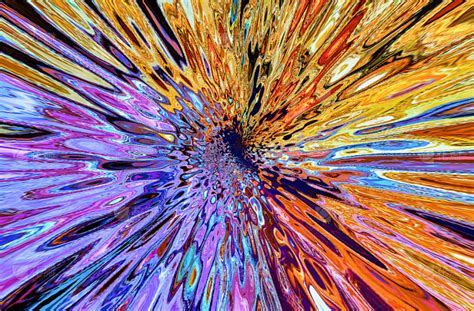 一张用彩色颜料绘制的有趣图案的黑色卡片