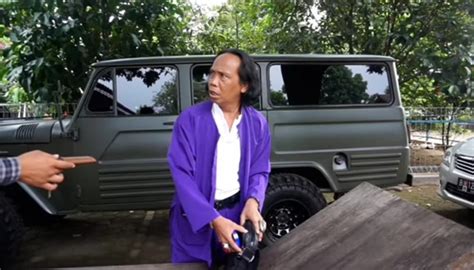 Sempat Jaya Di Masanya Ini 8 Potret Terbaru Mandra Pemain Si Doel