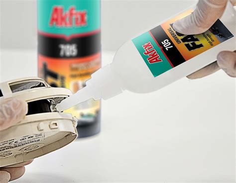 Akfix 705 Spray Adhesive Activator Cyanoacrylate Super Glue Accelerator Spray