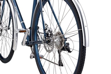 R18 Disc