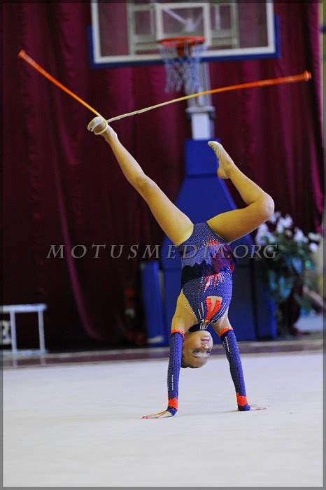 ХУДОЖЕСТВЕНА ГИМНАСТИКА И СРОДНИ СПОРТОВЕ • Виж темата Красиви и интересни снимки