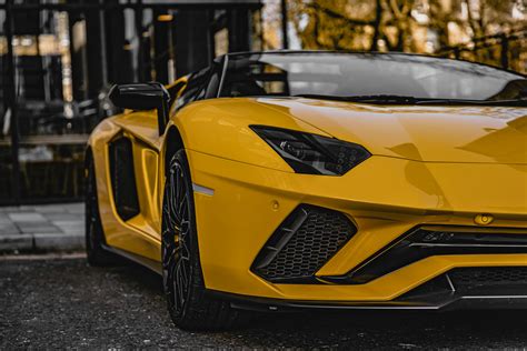 Yellow Lamborghini Aventador Roadster